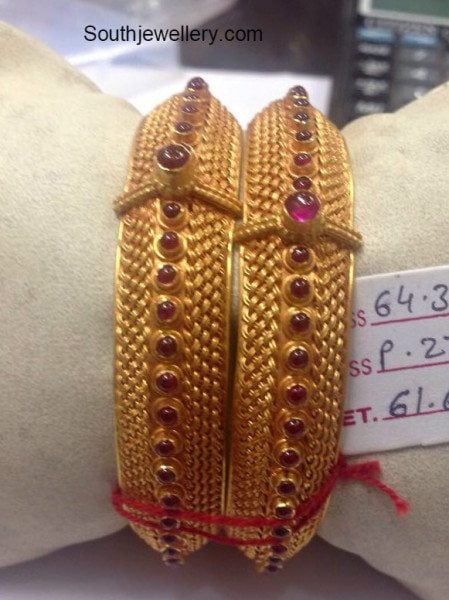 Antique Gold Bangles - Indian Jewellery Designs