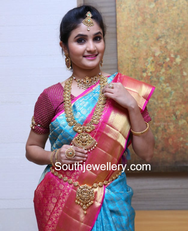 Antique Gold Wedding Jewellery by Manepally Jewellers - Indian ...