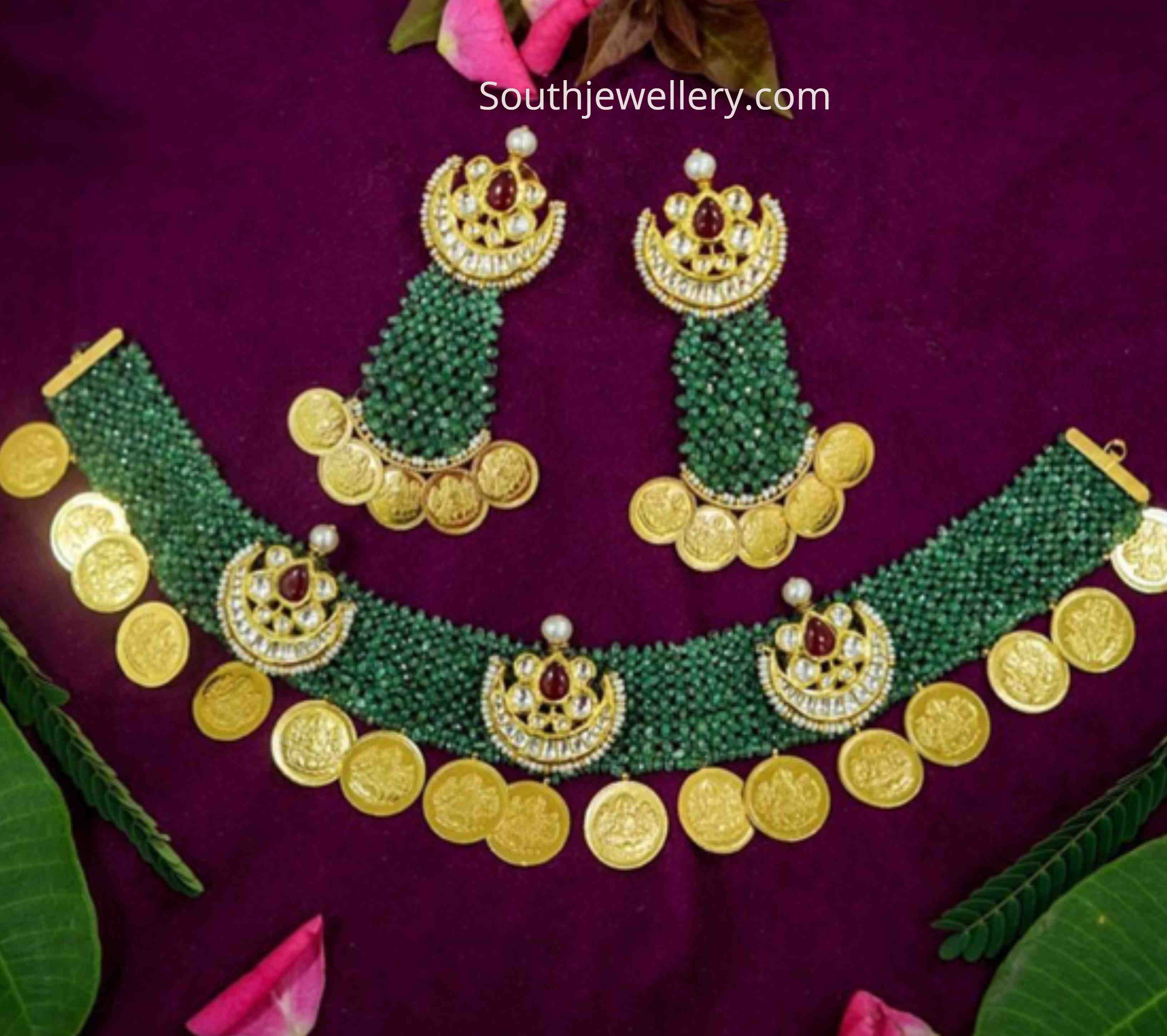 Emerald bead kasu necklace set - Indian Jewellery Designs