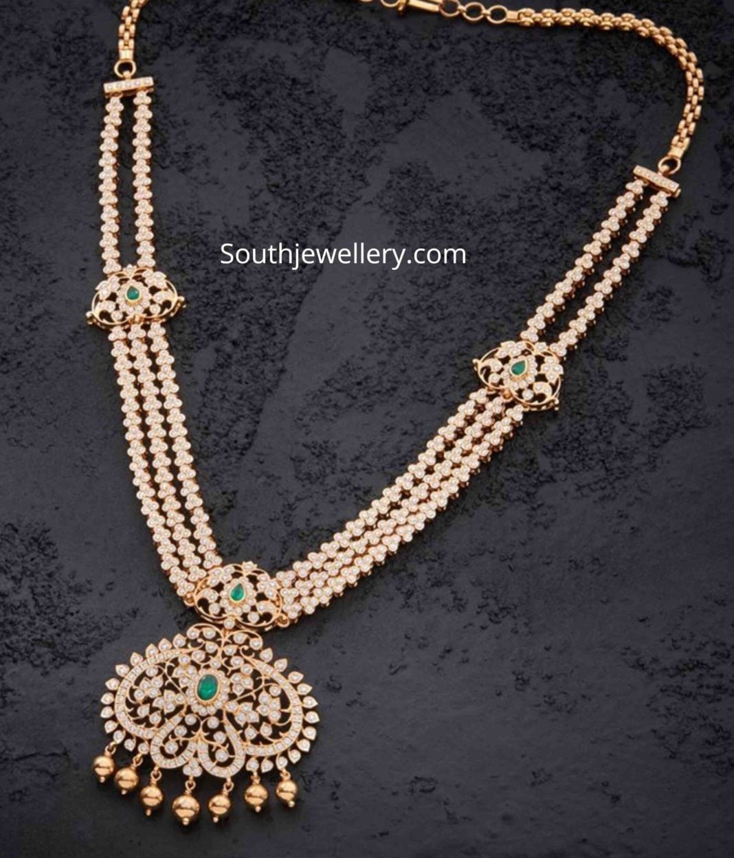 Closed setting diamond emerald haram - Indian Jewellery Designs