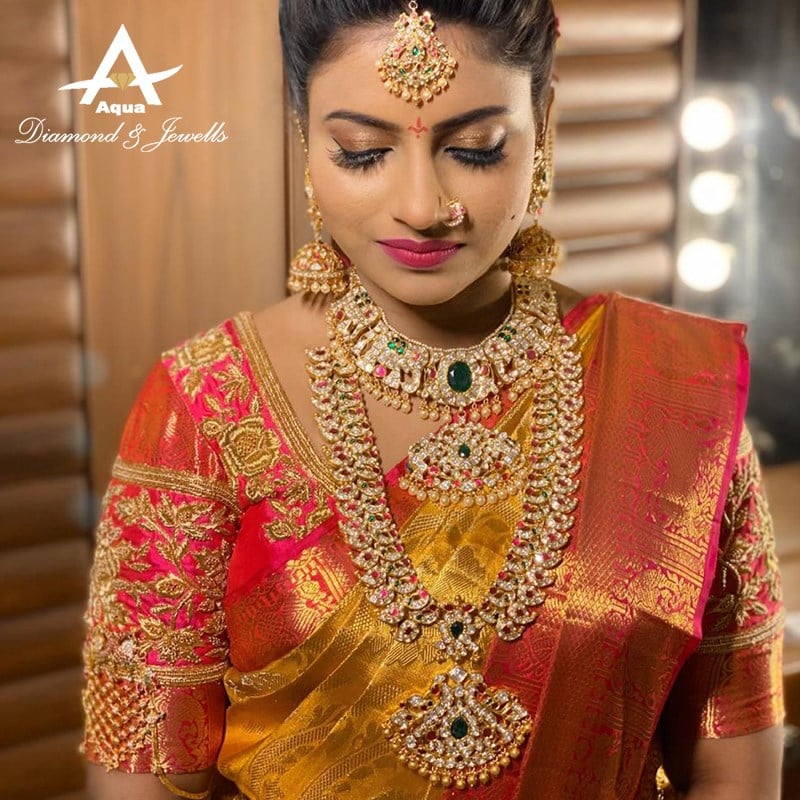 Bride in kundan jewellery set - Indian Jewellery Designs