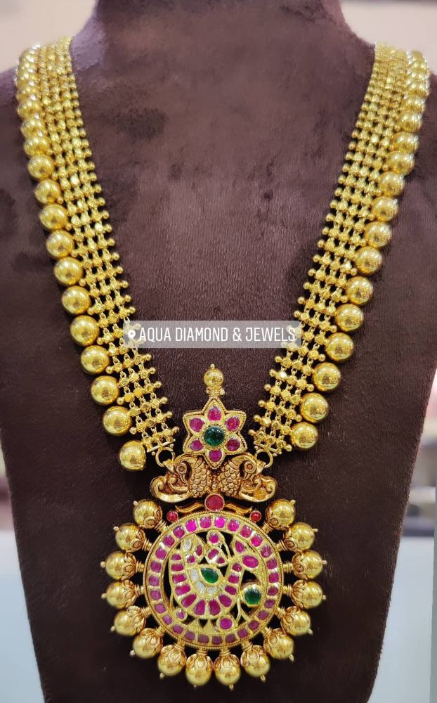 Antique gold haram with kundan pendant - Indian Jewellery Designs
