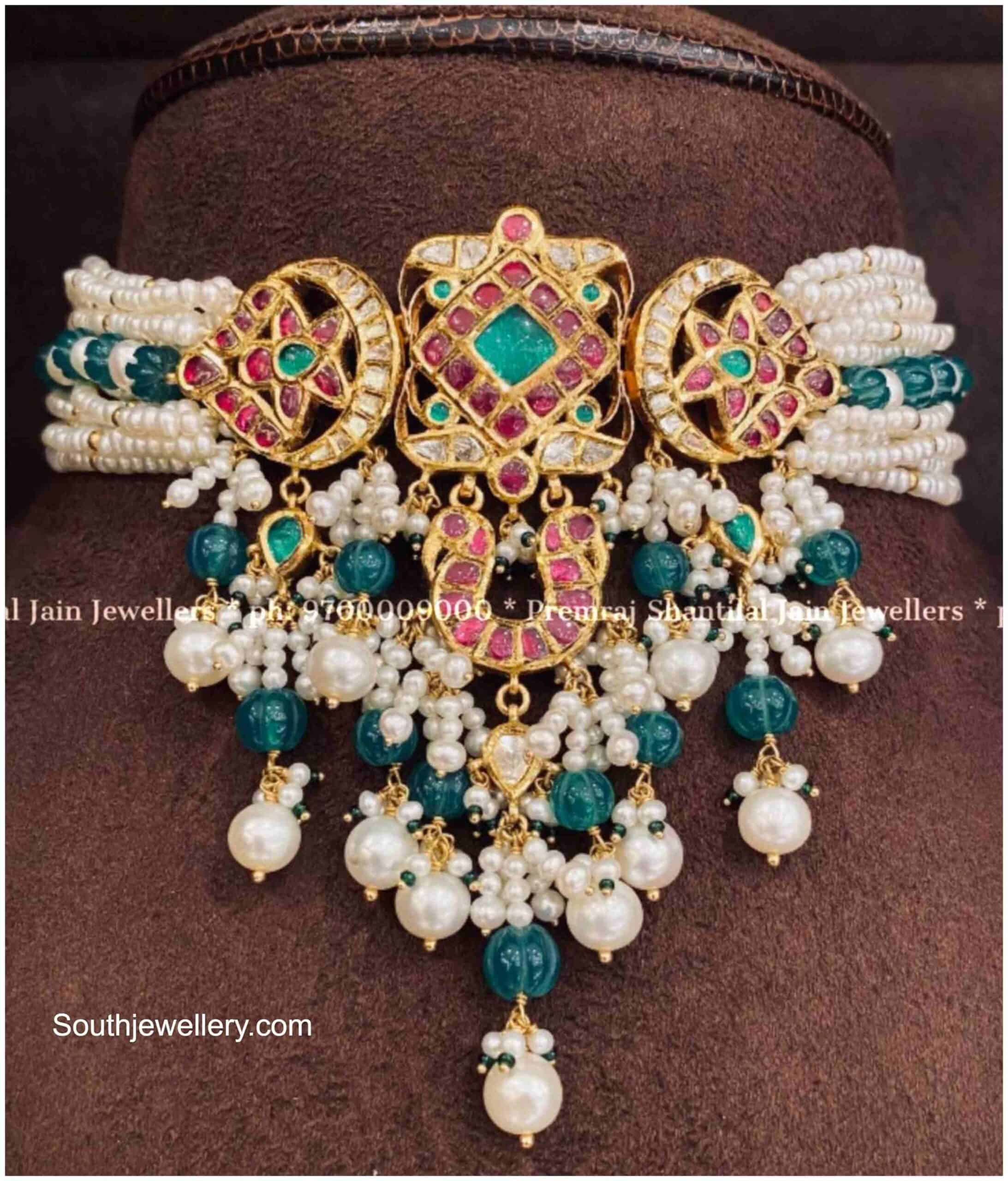 Pearl choker with kundan pendant - Indian Jewellery Designs