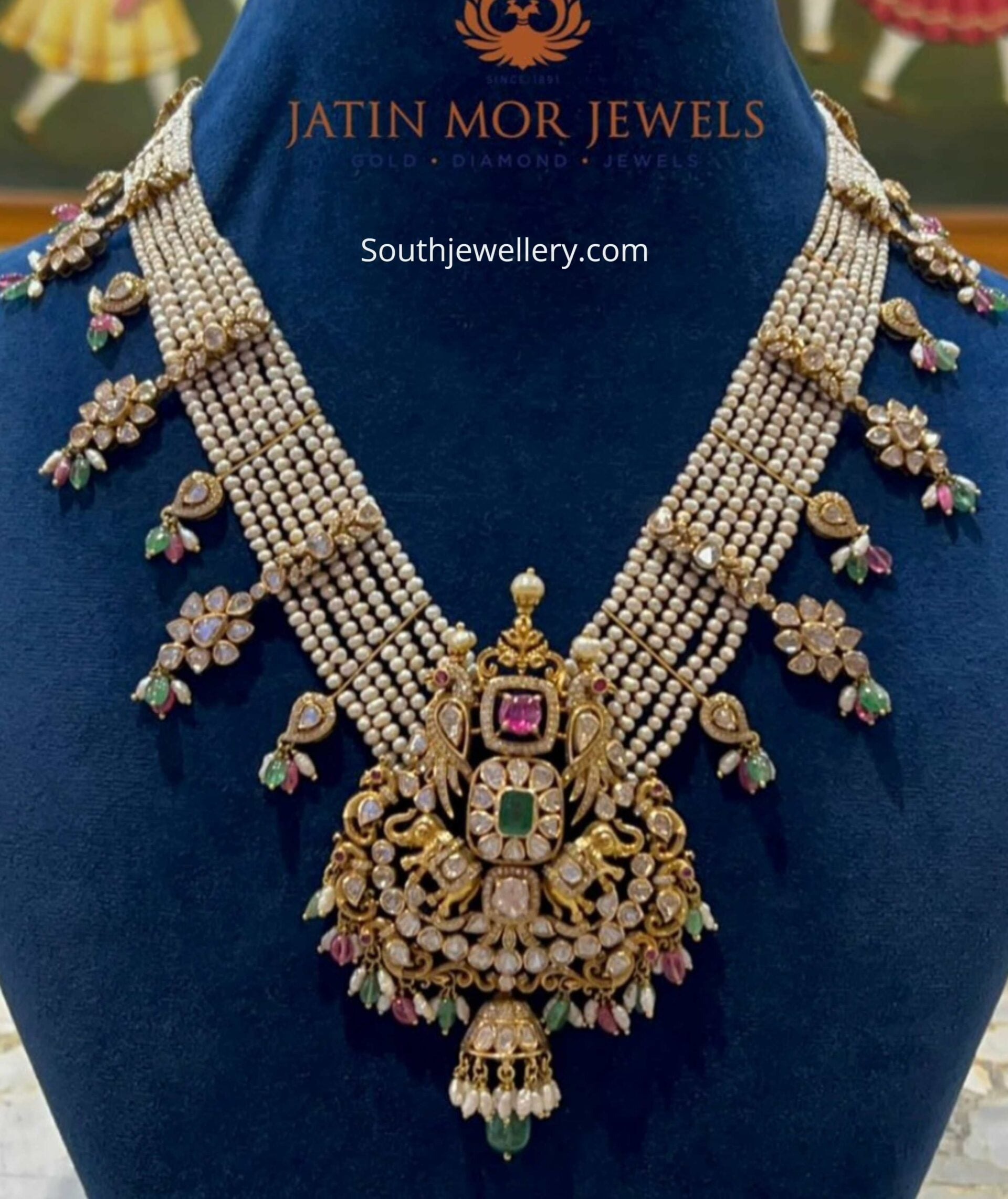 Pearl necklace with polki pendant - Indian Jewellery Designs